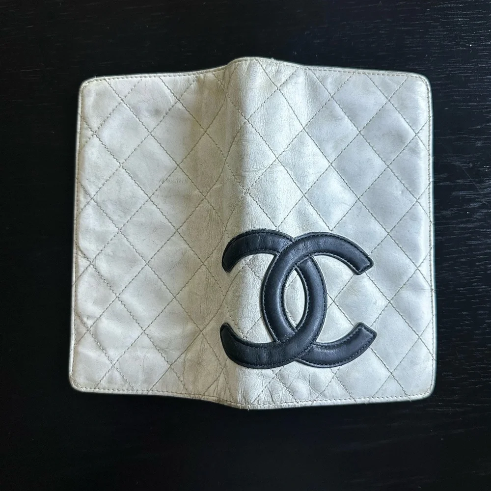 CHANEL | Bags | Chanel White Quilted Wallet | Poshmark